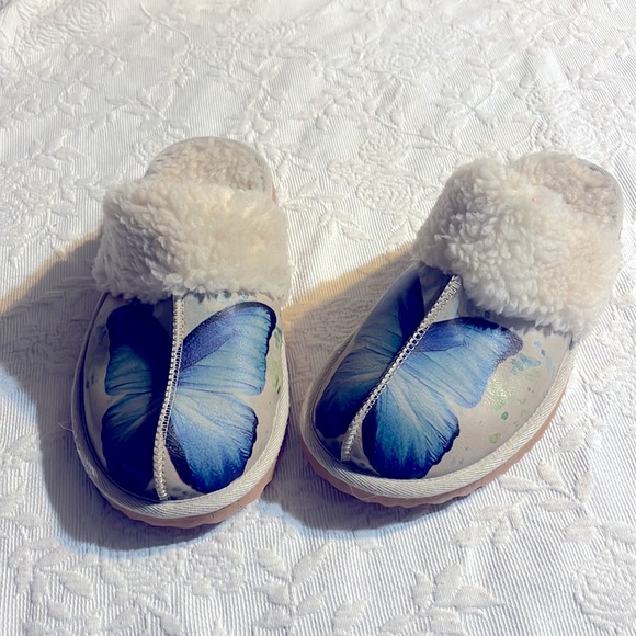 Shoes | Comfy Colorful Slippers Butterfly Design Great Condition | Poshmark